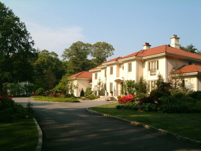 Michael Piccolo Profile - Locust Valley, NY Lawyer