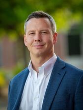 Robert Cabe - Lawyer